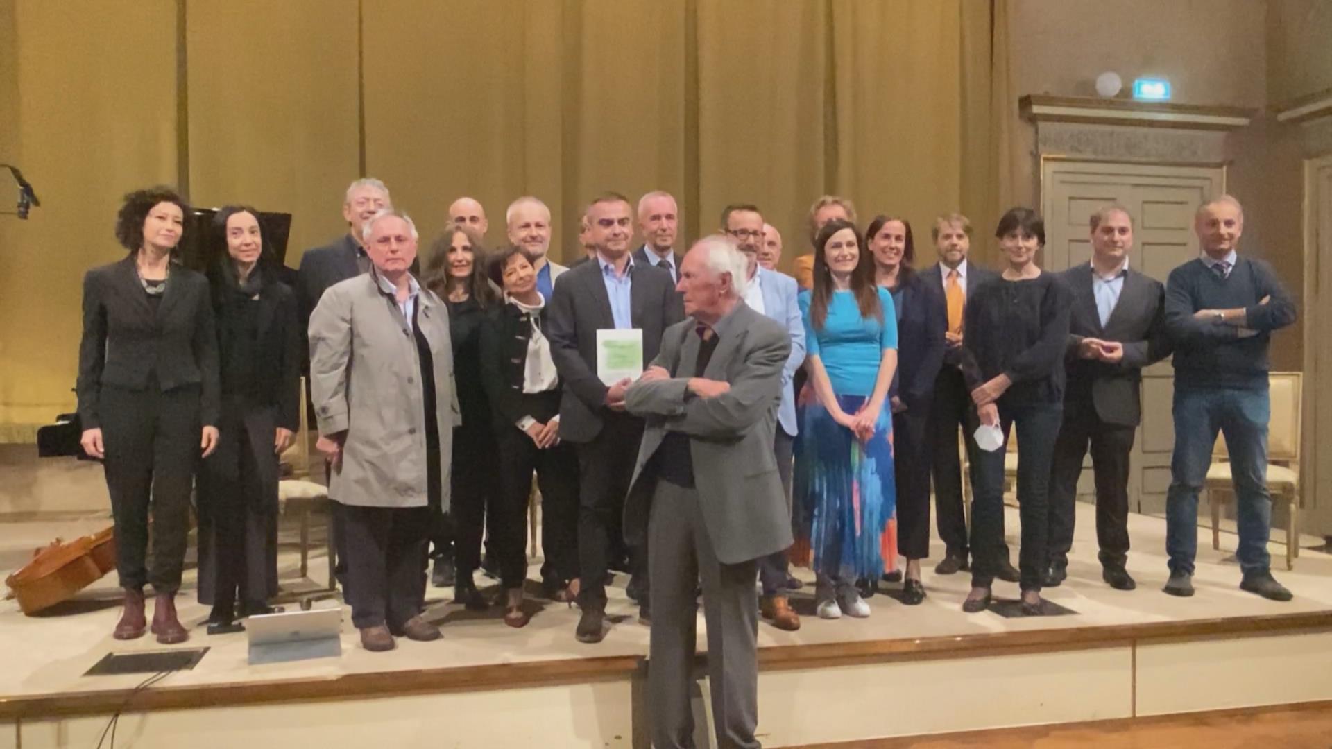RIDOTTO DEL REGIO: PRESENTATO IL LIBRO SU GIAN PAOLO MINARDI - 12 TV Parma